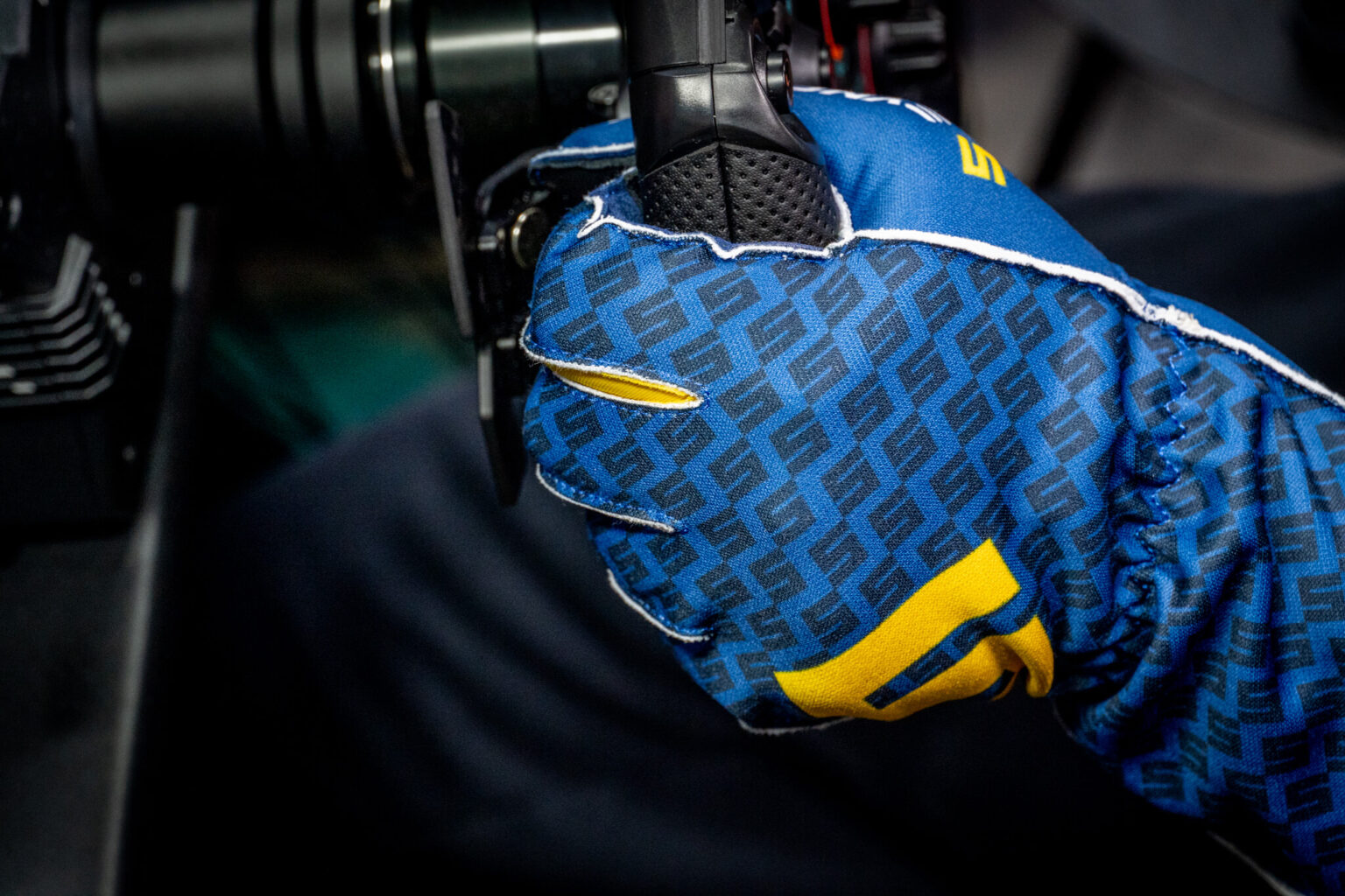 Premium Quality Sim Racing Gloves - Syncmesh